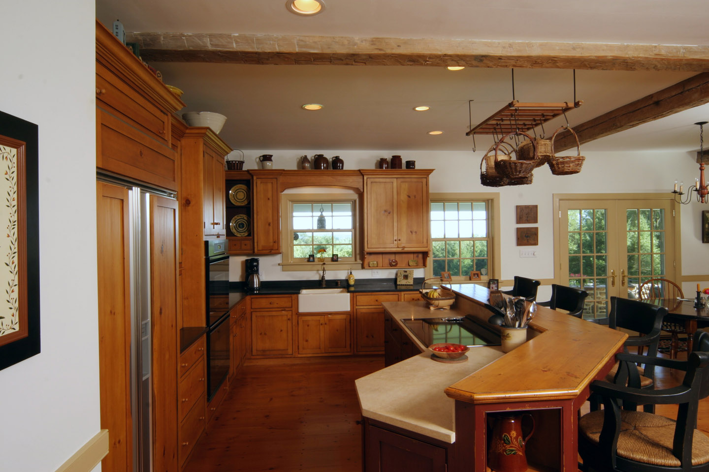 Colonial Farmhouse - worthingtonshagencustombuilder