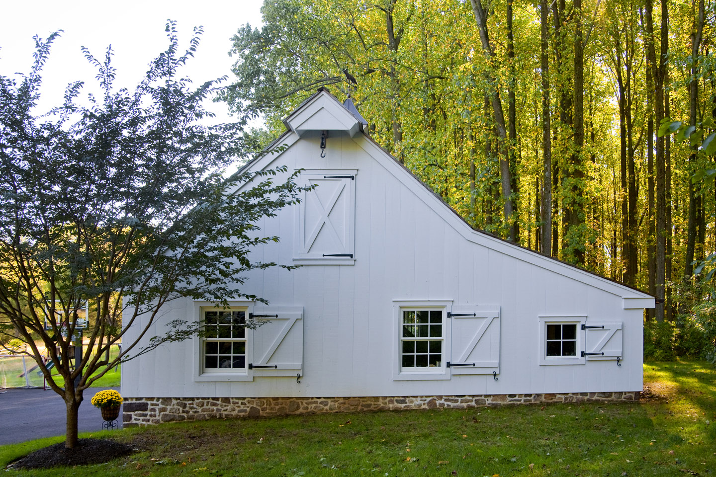 Colonial Farmhouse - worthingtonshagencustombuilder