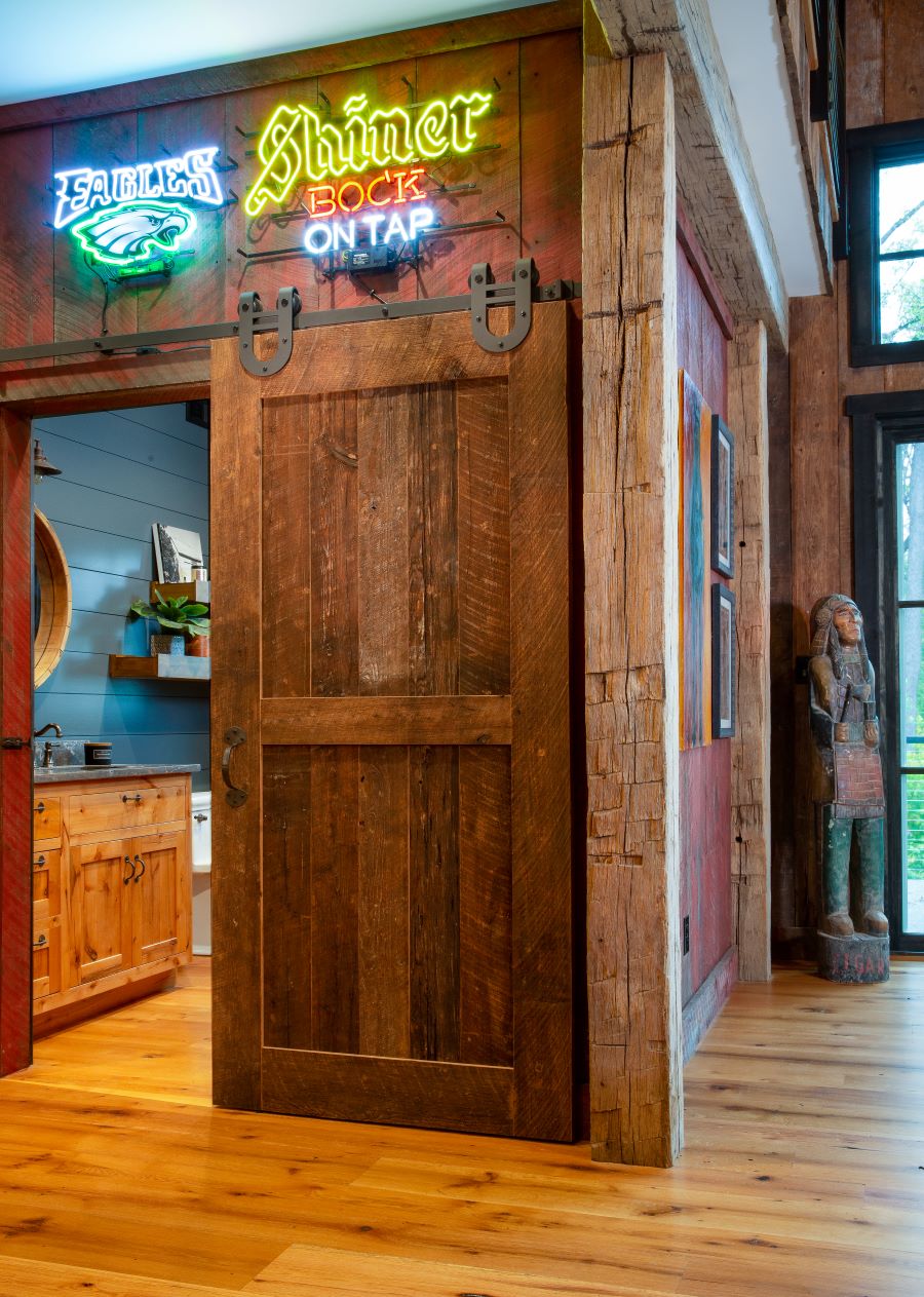 Colonial Stone House Barn - worthingtonshagencustombuilder